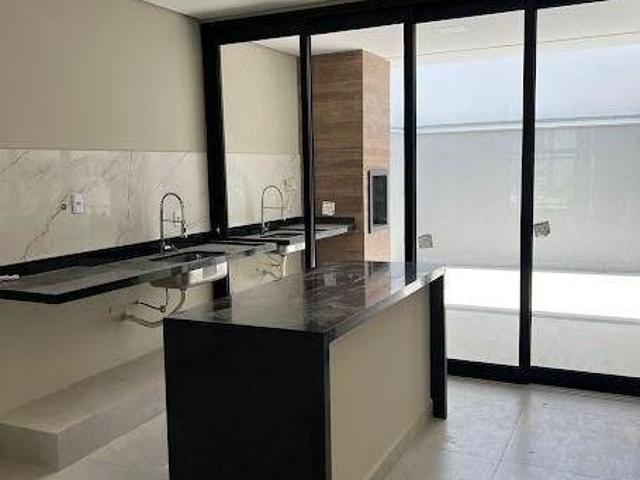 Casa em condomínio à Venda em Sorocaba SP