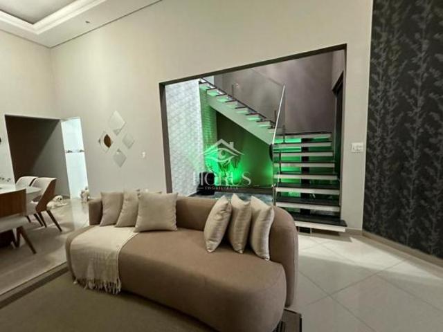 Casa em Condomínio à Venda em Sorocaba SP 2 quartos, 2 suítes, 2 salas, 4 vagas de garagem!