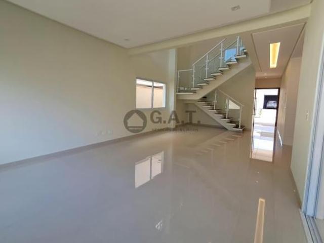 Casa em Condomínio à Venda em Sorocaba SP 3 Quartos, 3 Suítes, 2 Salas, 2 Banheiros Jardim Resid