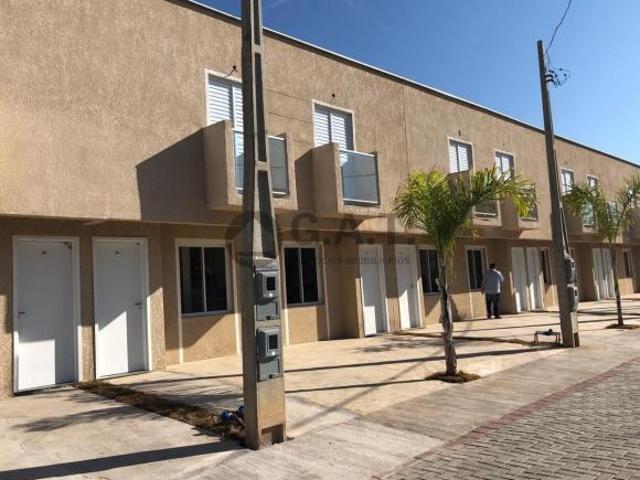 Casa em condomínio à venda em Sorocaba SP, Vila Mineirão: 2 quartos, 2 salas, 2 banheiros e 1 vaga d
