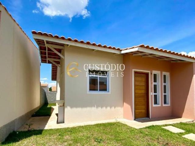 Casa em Condomínio à Venda em Sorocaba SP, Bairro Cajuru do Sul: 2 Quartos, 2 Salas, 1 Banheiro, 2 V