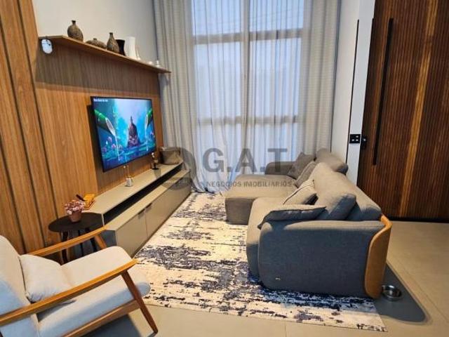 Casa em Condomínio à Venda em Sorocaba SP, no Bairro Alem Ponte: 3 Quartos, 3 Suítes, 2 Salas, 4 Ban