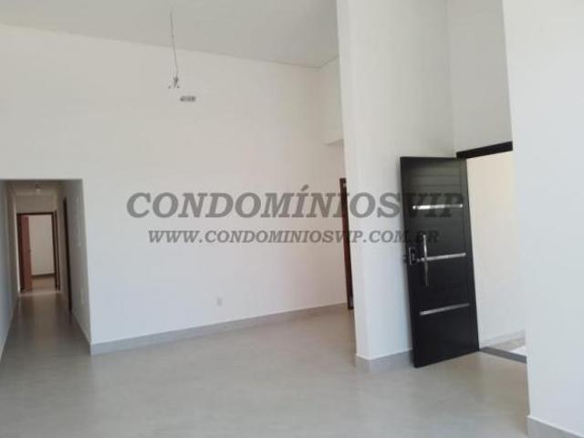 Casa em Condomínio à Venda em Sorocaba SP, Parque Residencial Villa dos Inglezes: 3 Quartos, 3 Suíte