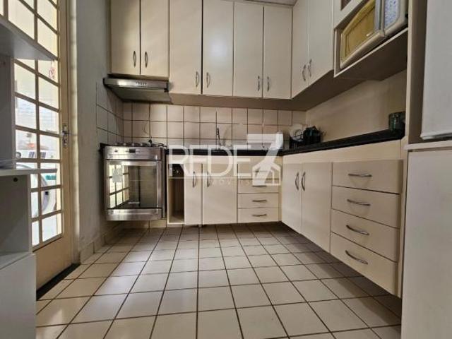 Casa em Condomínio à Venda em Sumaré SP, Parque Villa Flores: 3 Quartos, 2 Salas, 2 Banheiros, 1 Vag