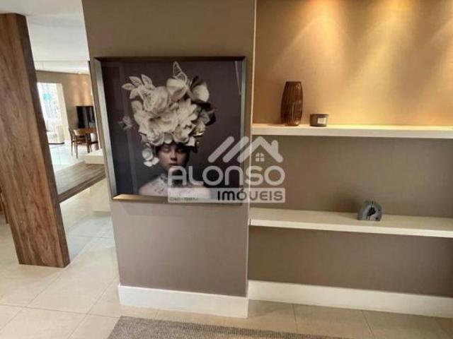 Casa em condomínio a venda isolada, 220 mts, 3 suites ao lado do Shopping Granja Viana
