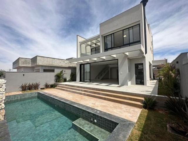 Casa em condomínio à venda Jardins Nápoles