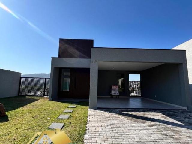 Casa em condomínio à venda localizada em Atibaia/SP