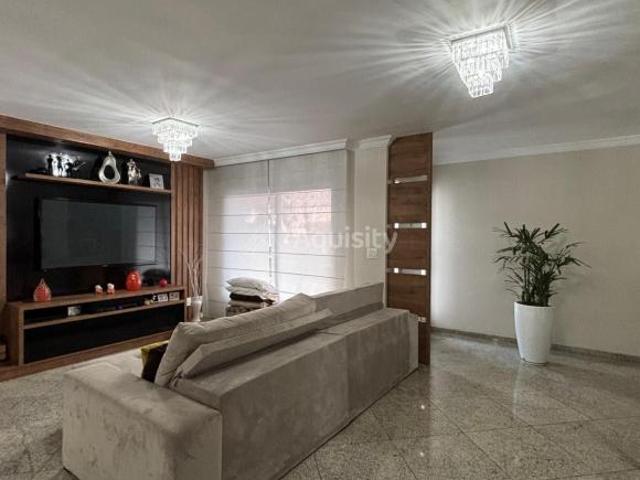 Casa em Condomínio à Venda na Vila Bertioga, SP, 4 Dorms, 392m²