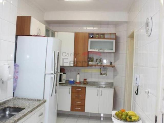 Casa em condomínio à venda na Vila Ede com 2 suítes e 1 vaga de garagem