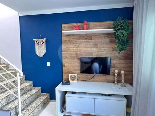 Casa em Condomínio à Venda na Vila Guilherme | 2 Suítes, 3 Vagas e Churrasqueira