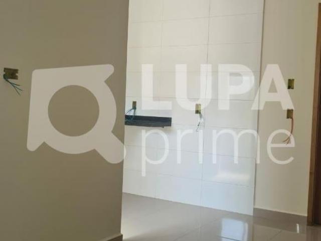 Casa em condomínio à venda na Água Fria!