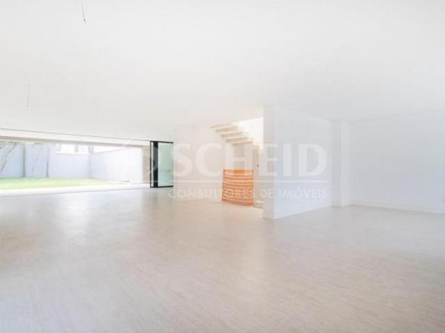 Casa em Condomínio á Venda na Chácara Santo Antônio com 769m², 6 vagas de garagem!