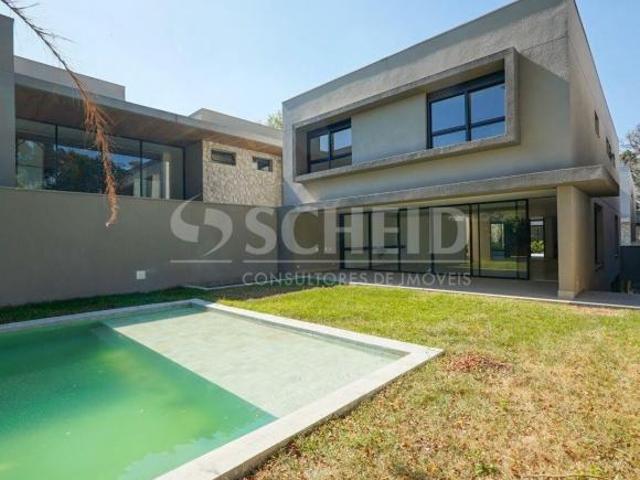 Casa em Condomínio á Venda na Chácara Santo Antônio com 838m², 5 vagas de garagem
