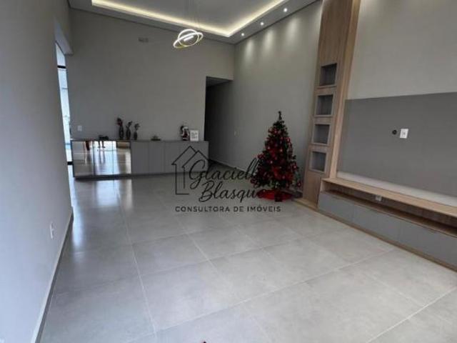 Casa em condomínio à venda na cidade de Indaiatuba, no condominio Vista Park 3 quartos, 1 suite, 2