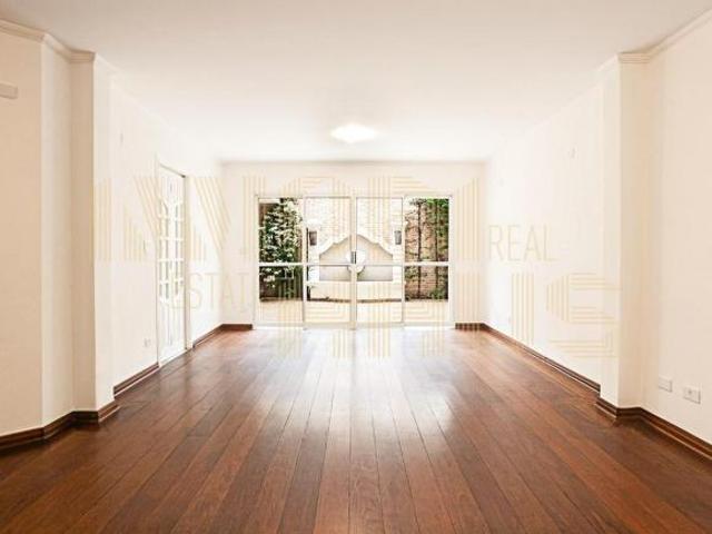 Casa em condomínio à venda na Granja Julieta | 4 quartos