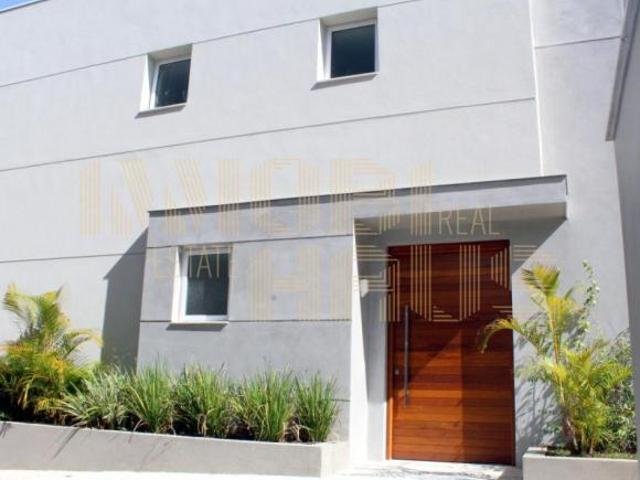 Casa em condomínio à venda na Granja Julieta, SP 4 quartos