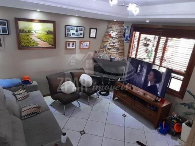 Casa em Condomínio à Venda na Hípica, Porto Alegre RS: 3 Quartos, 1 Suíte, 2 Salas, 2 Banheiros, 2 V