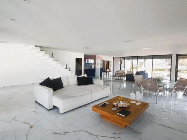 Casa em condomínio à venda na Praia de Pernambuco Guarujá