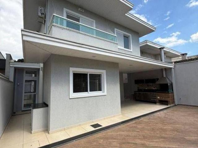 Casa em Condomínio à Venda no Urbanova com 4 quartos e 233 metros