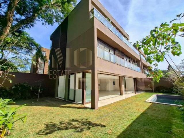 Casa em condomínio à venda no Alto da Boa Vista | 4 quartos / 4 suítes