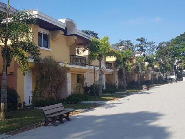 CASA EM CONDOMINIO A VENDA NO ALTO DA BOA VISTA, COM 470M² COM 4 SUITES, 4VGS, OPORTUNIDADE UNICA PA