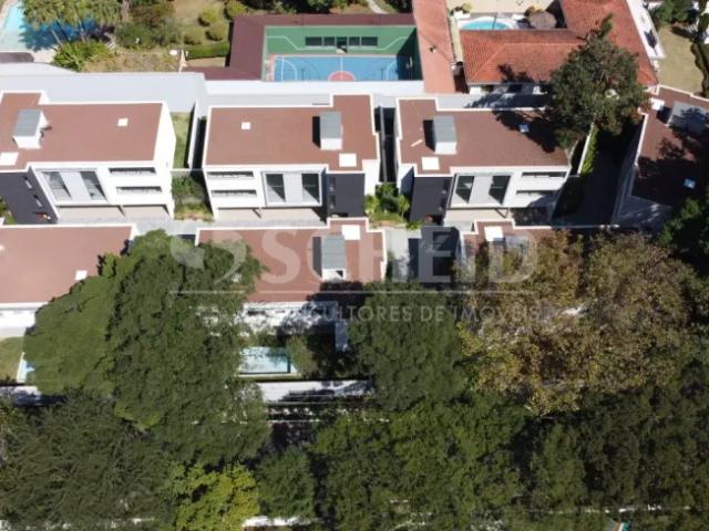 Casa em Condomínio à venda no Alto da Boa Vista com piscina próximo Escola Waldorf Rudolf Steiner