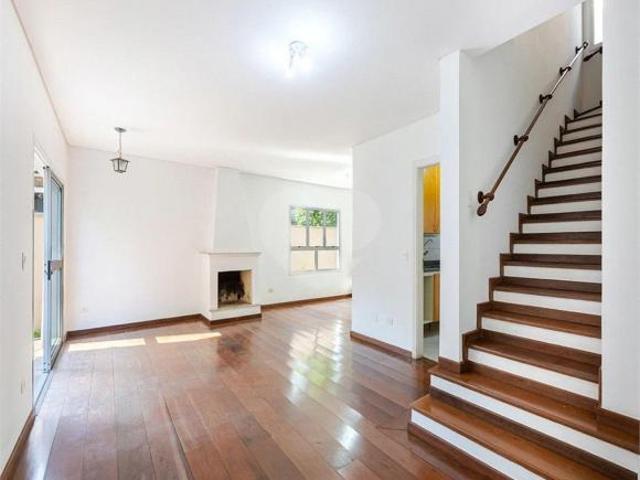 CASA EM CONDOMÍNIO À VENDA NO ALTO DE PINHEIROS