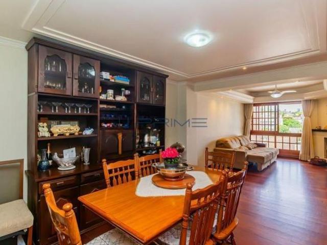 Casa em condomínio à venda no bairro Chácara das Pedras Porto Alegre/RS