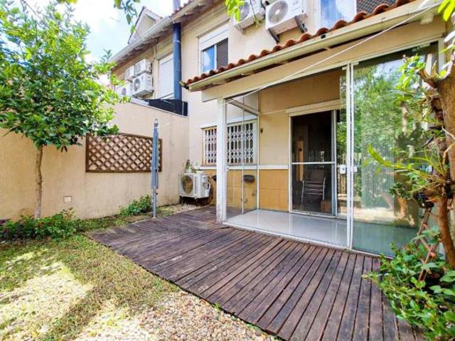 Casa em condomínio a venda no bairro Ecoville em Porto Alegre
