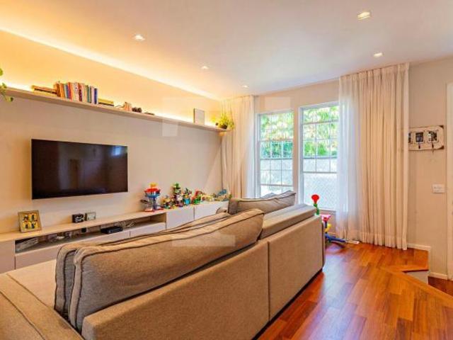 Casa em condomínio à venda no Brooklin
