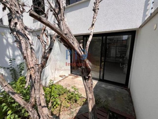 Casa em condomínio a venda no Campo Belo