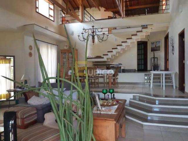 Casa em condomínio à venda no Condomínio Moinho de Vento em Valinhos/SP