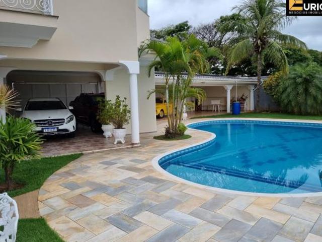 Casa em condomínio à venda no Condomínio Estância Marambaia em Vinhedo/SP