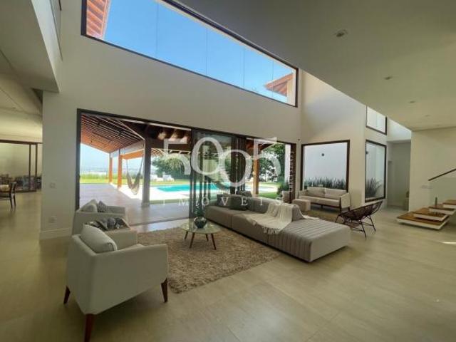 Casa em condomínio à venda no Condomínio Fazenda Kurumin em Itu/SP, 5 suítes, 575m² construídos e 1