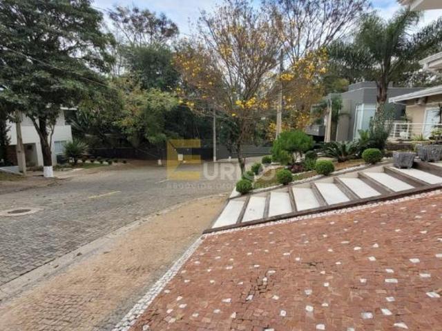 Casa em condomínio à venda no Condomínio Fiorella em Valinhos/SP