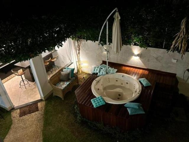 Casa em condomínio à venda no Condomínio Jardim das Palmeiras em Vinhedo/SP
