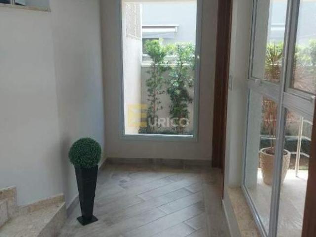 Casa em condomínio à venda no Condominio Le Village em Valinhos/SP