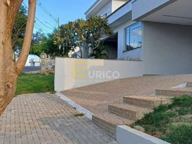 Casa em condomínio à venda no Condomínio Porto do Sol em Valinhos/SP