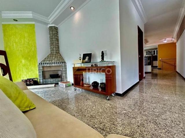 Casa em condomínio à venda no Condomínio Reserva Colonial em Valinhos/SP