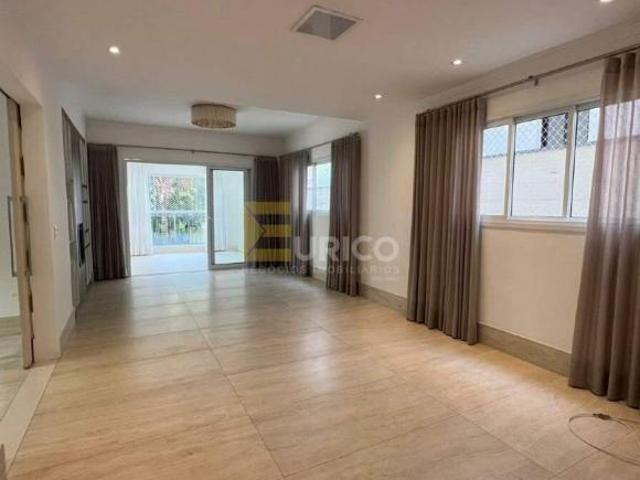 Casa em condomínio à venda no Condomínio Reserva Colonial em Valinhos/SP