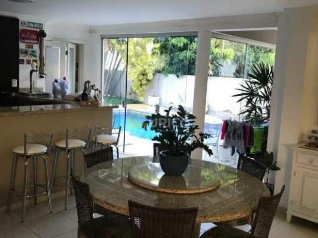 Casa em condomínio à venda no Condomínio Reserva Colonial em Valinhos/SP