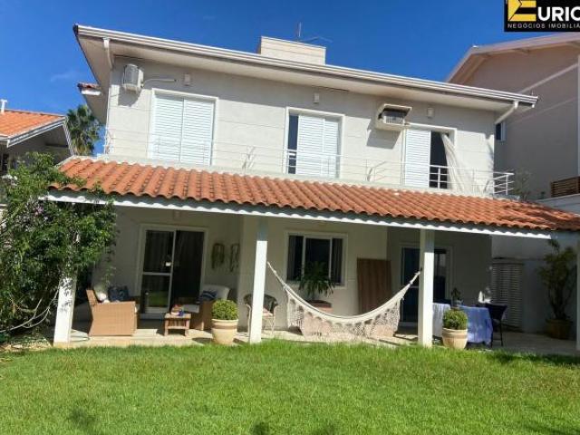 Casa em condomínio à venda no Condomínio Residencial Millennium em Valinhos/SP