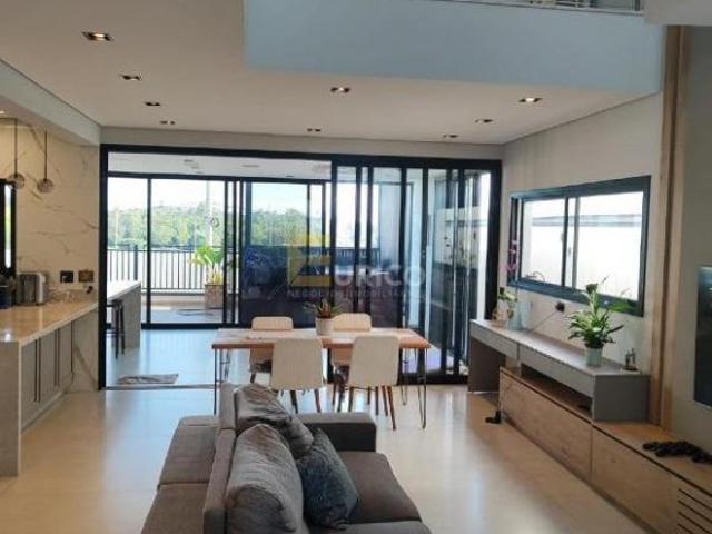 Casa em condomínio à venda no Condomínio Residencial Mont&apos Alcino em Valinhos/SP