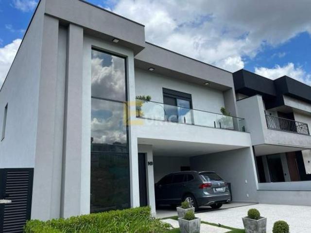 Casa em condomínio à venda no Condomínio Residencial Mont&apos Alcino em Valinhos/SP