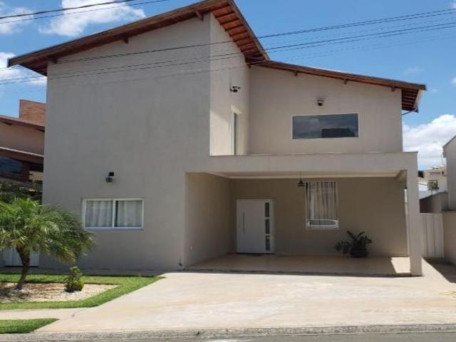 Casa em condomínio à venda no Condomínio Residencial Santa Clara em Valinhos/SP