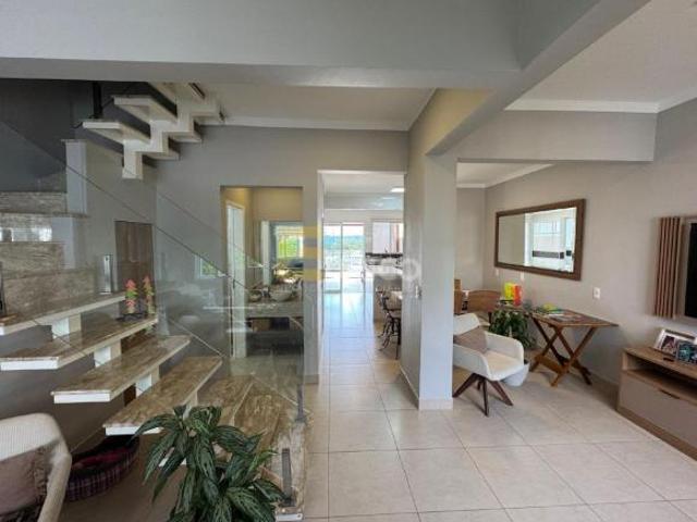 Casa em condomínio à venda no Condomínio Residencial Vila Imperial em Valinhos/SP