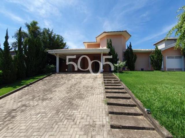 Casa em condomínio à venda no Condomínio Santa Monica em Itu, 3 suítes, 350m² construídos em um terr