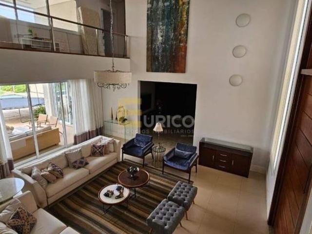 Casa em condomínio à venda no Condomínio Villa Lombarda em Valinhos/SP