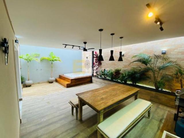 Casa em condomínio à venda no Condomínio Village Marianna em Valinhos/SP