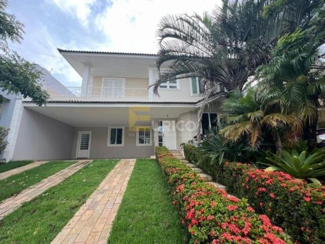 Casa em condomínio à venda no Condomínio Villaggio Capríccio em Louveira/SP